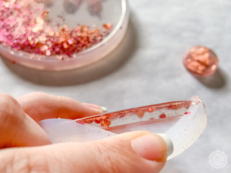 How to Mix Resin for Beginners - Happily Ever After, Etc.