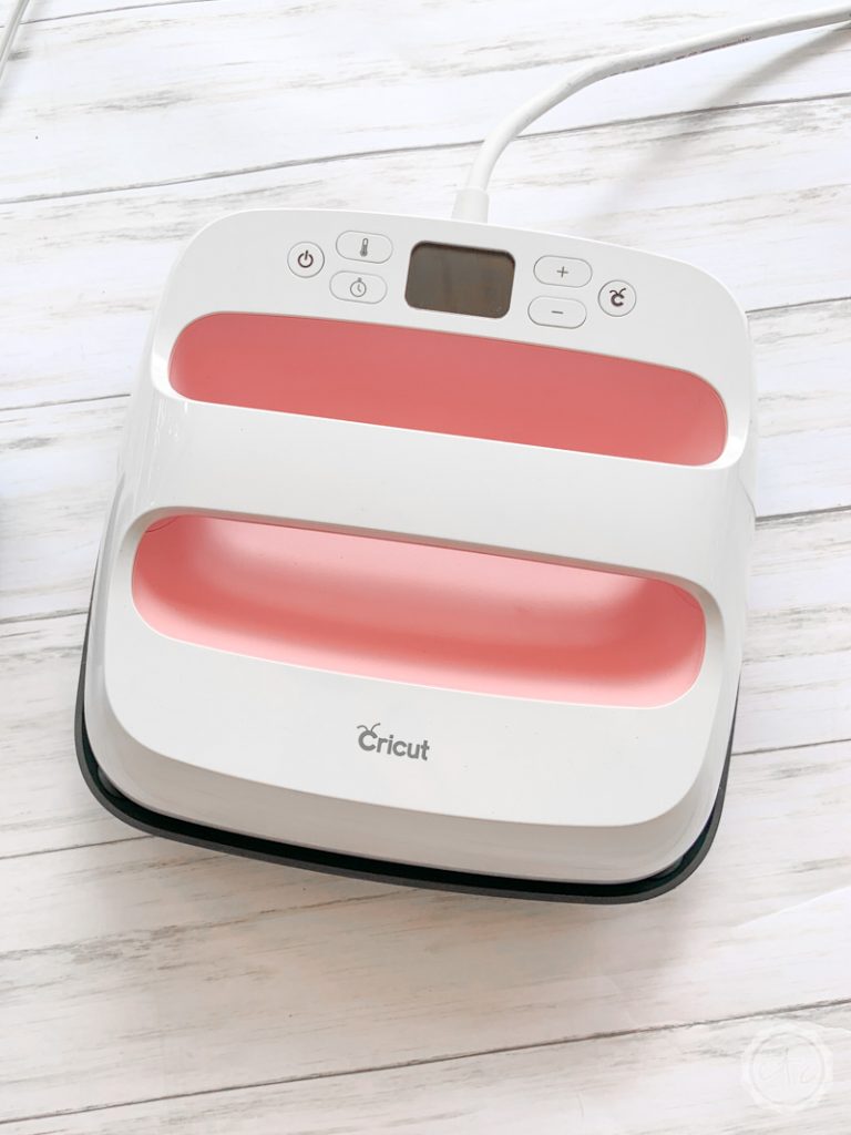 The Ultimate Guide to the Cricut Easy Press - Happily Ever After, Etc.