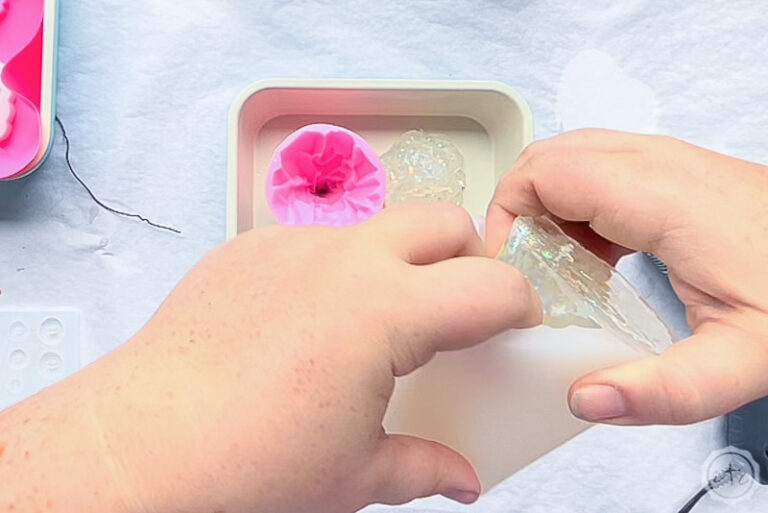 How to Make Resin Gnomes - Happily Ever After, Etc.