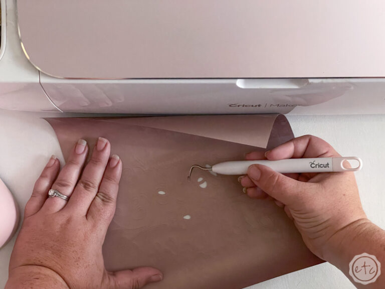 How to Apply Iron-On on Wood - Happily Ever After, Etc.