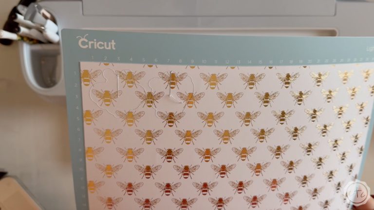 DIY Bridgerton Bookmarks with your Cricut - Happily Ever After, Etc.
